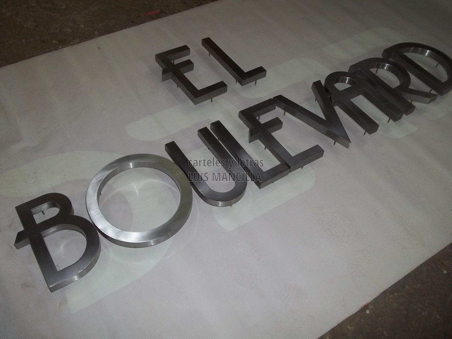 Carteles y Letras | Cartelería, Comunicación Visual y Publicidad ...